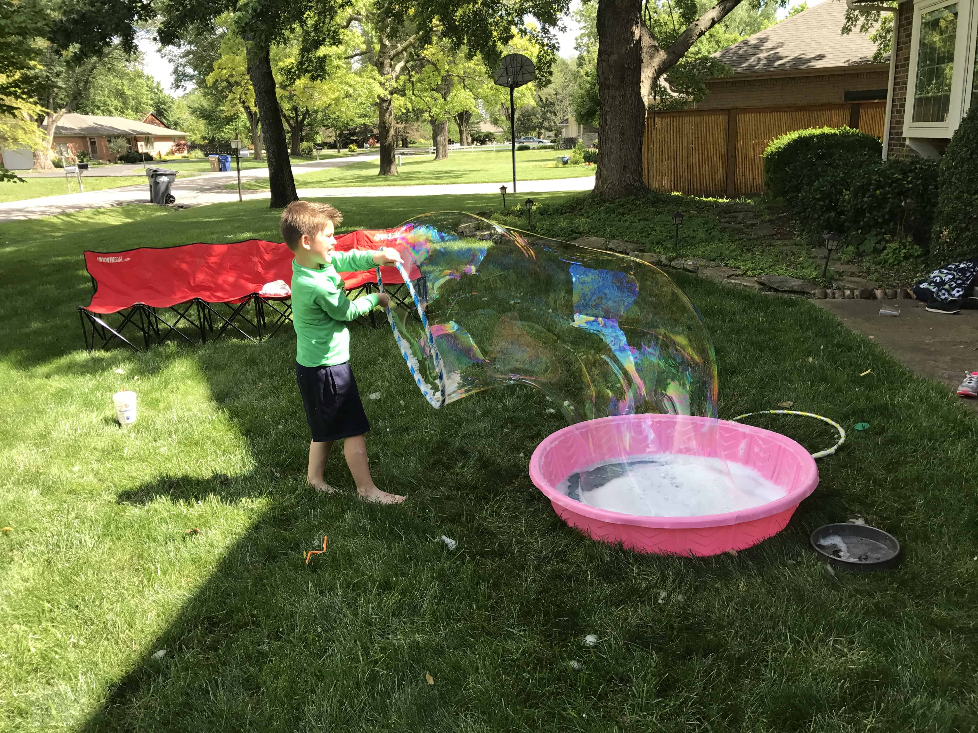 How to Make Giant Bubbles | I Can Teach My Child! | Bloglovin’